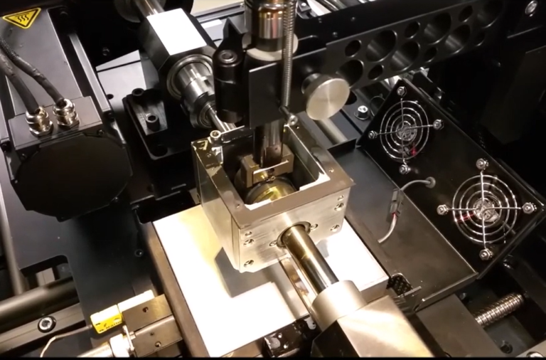 Characterizing grease and oil by Block-on-Ring Test - ST Instruments